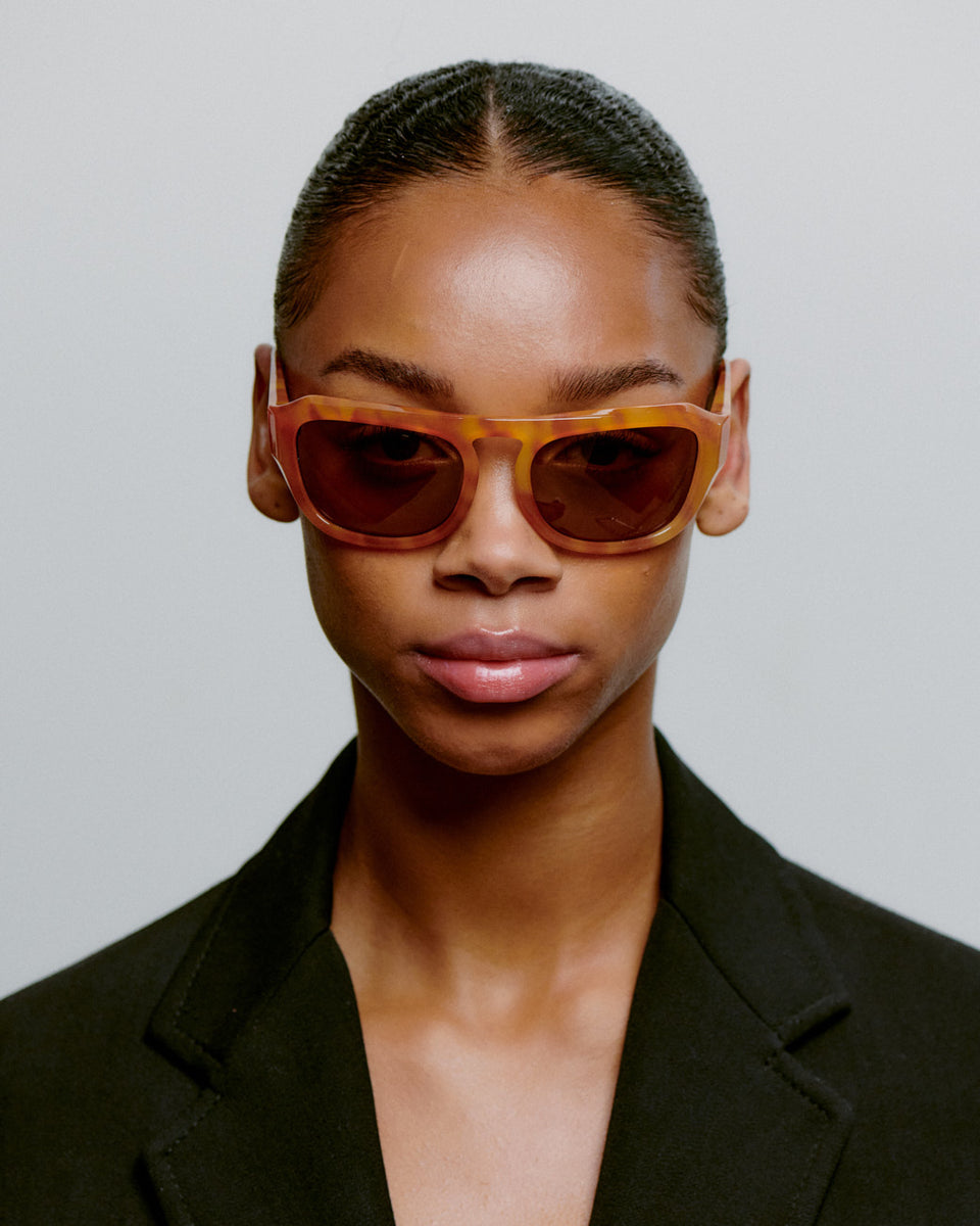 Max - Burnt Amber – A.Kjærbede